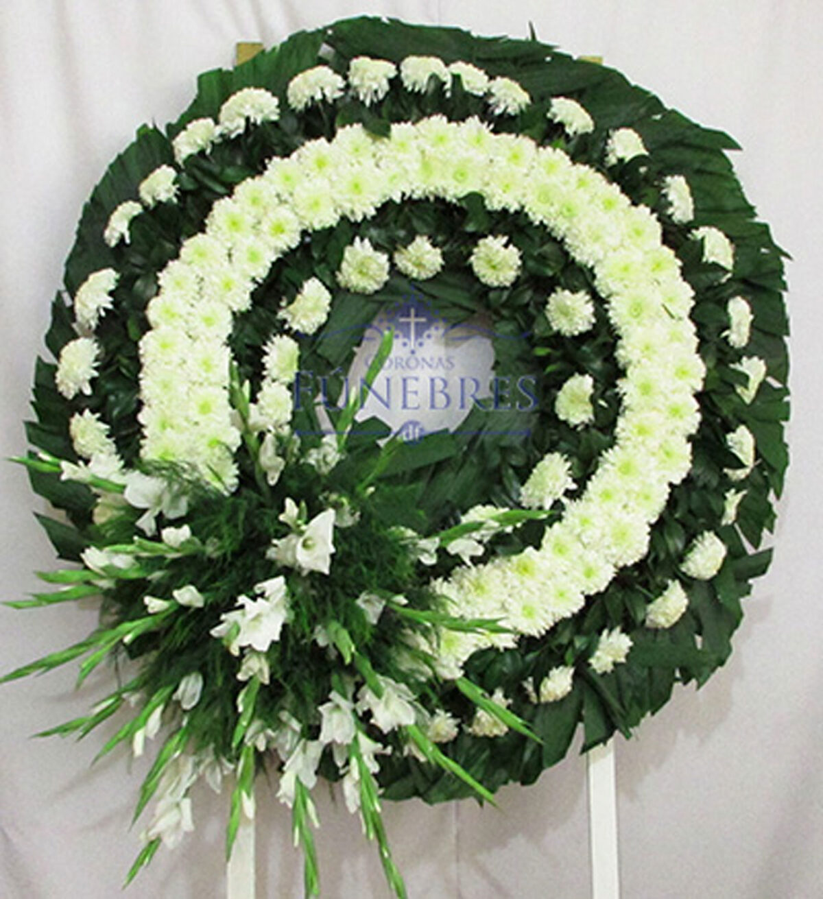 Corona de condolencias Grande Adán – Florería Sharon | Arreglos ...