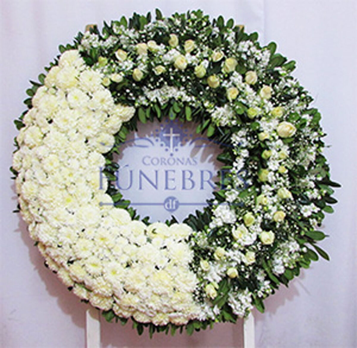 Corona Funeraria Grande Media Luna – Envío de flores a domicilio CDMX ...