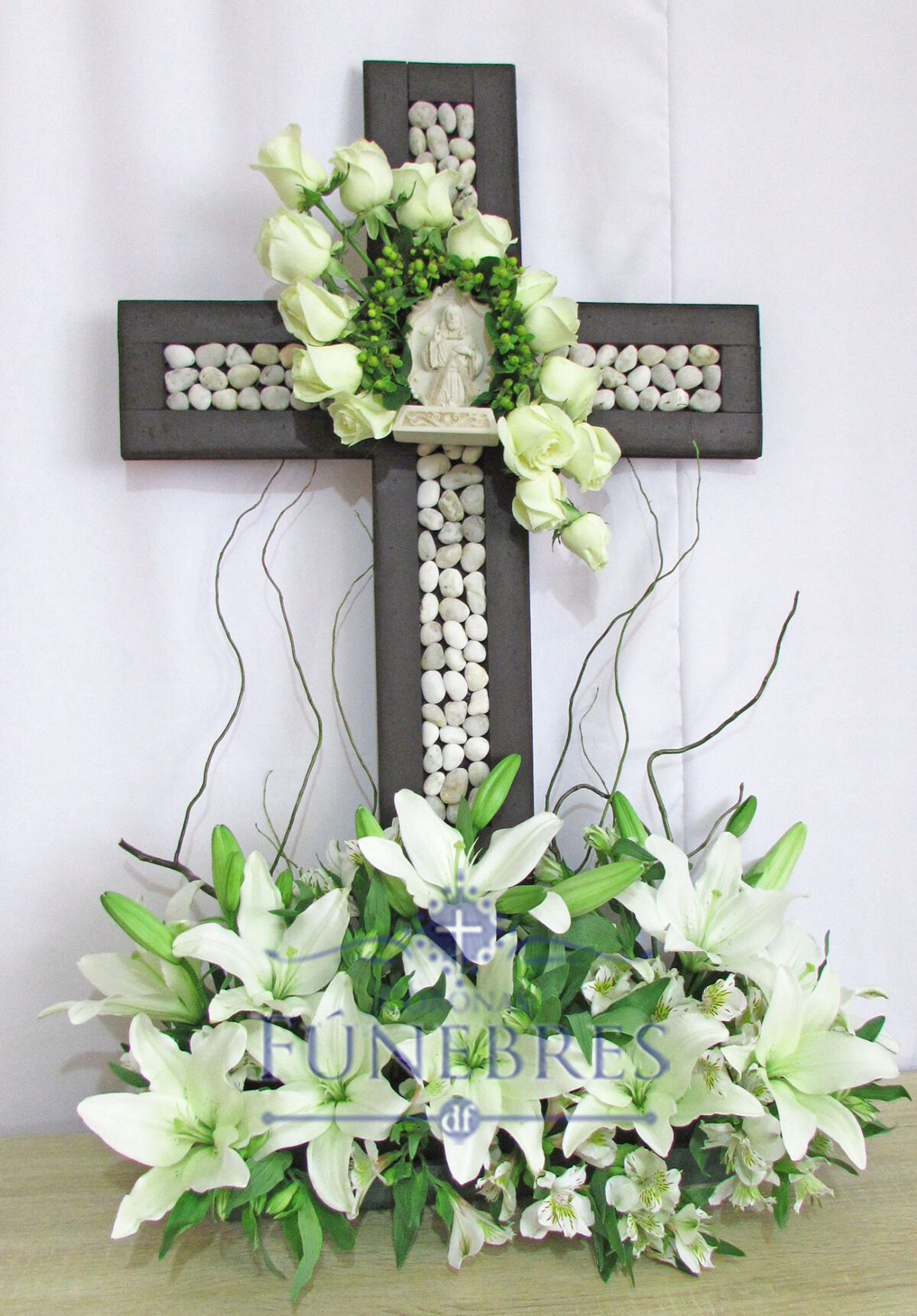 Cruz condolencias Ilumíname – Envío de flores a domicilio CDMX ...